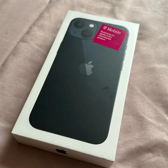 Cell Phones & Accessories | Selling Old Iphone 13 | Poshmark